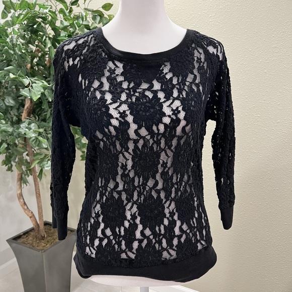 Active USA | Tops | Active Lace Top | Poshmark